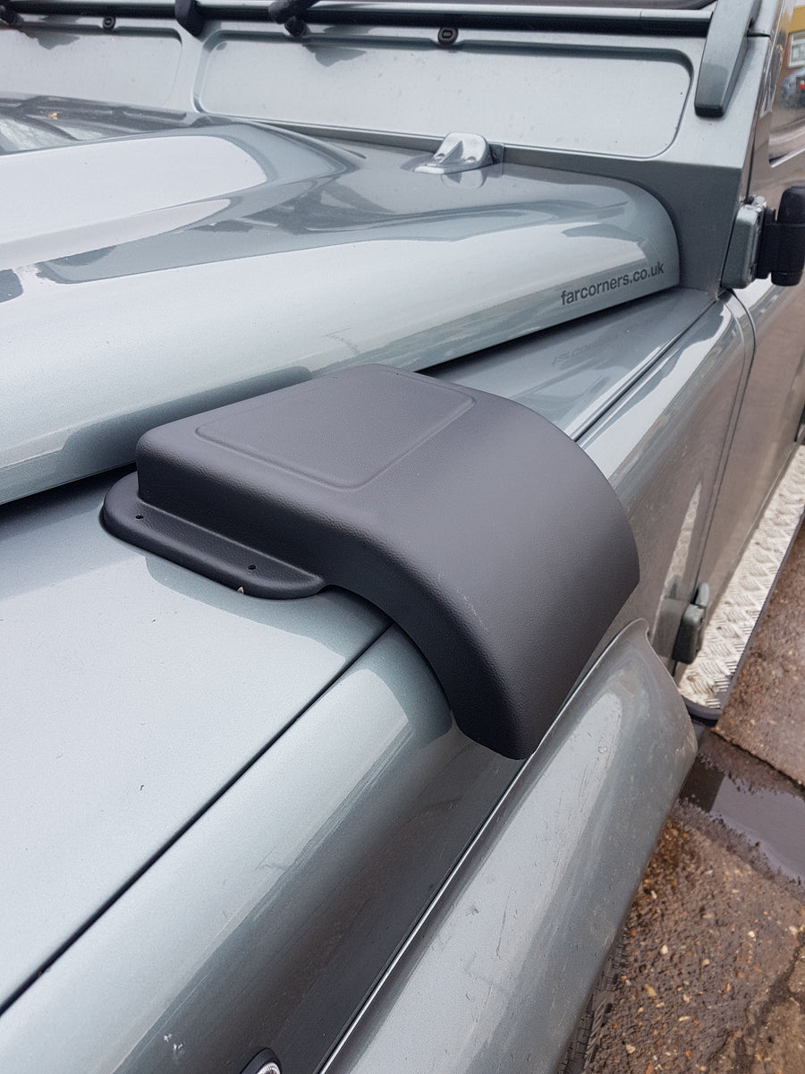 Defender plastic snow cowl – Far Corners